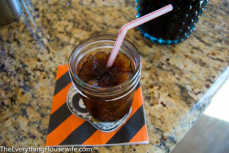 Homemade Root Beer Recipe–Brew your own for Halloween – The Everything ...