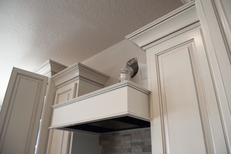 DIY Hood Vent Installation – The Everything Housewife